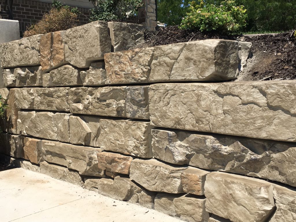 Verti-Block_reinforced_wall - Verti-Block